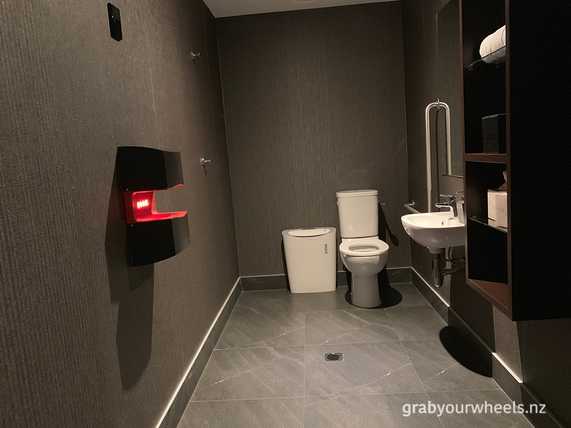 floor-level-disability-toilets – Grab your wheels, Let's travel